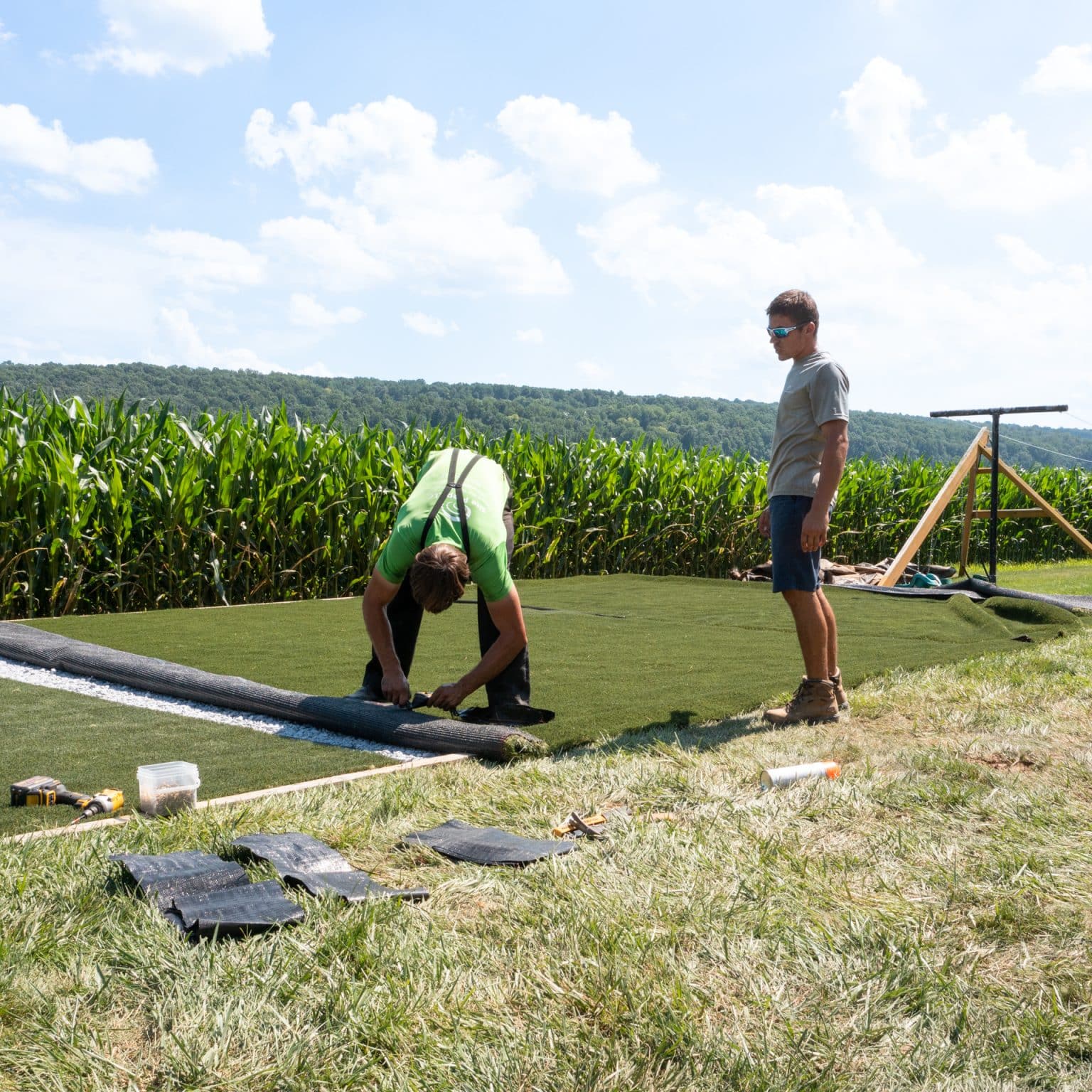 How Much Does Artificial Grass Cost: Pricing Guide in 2025